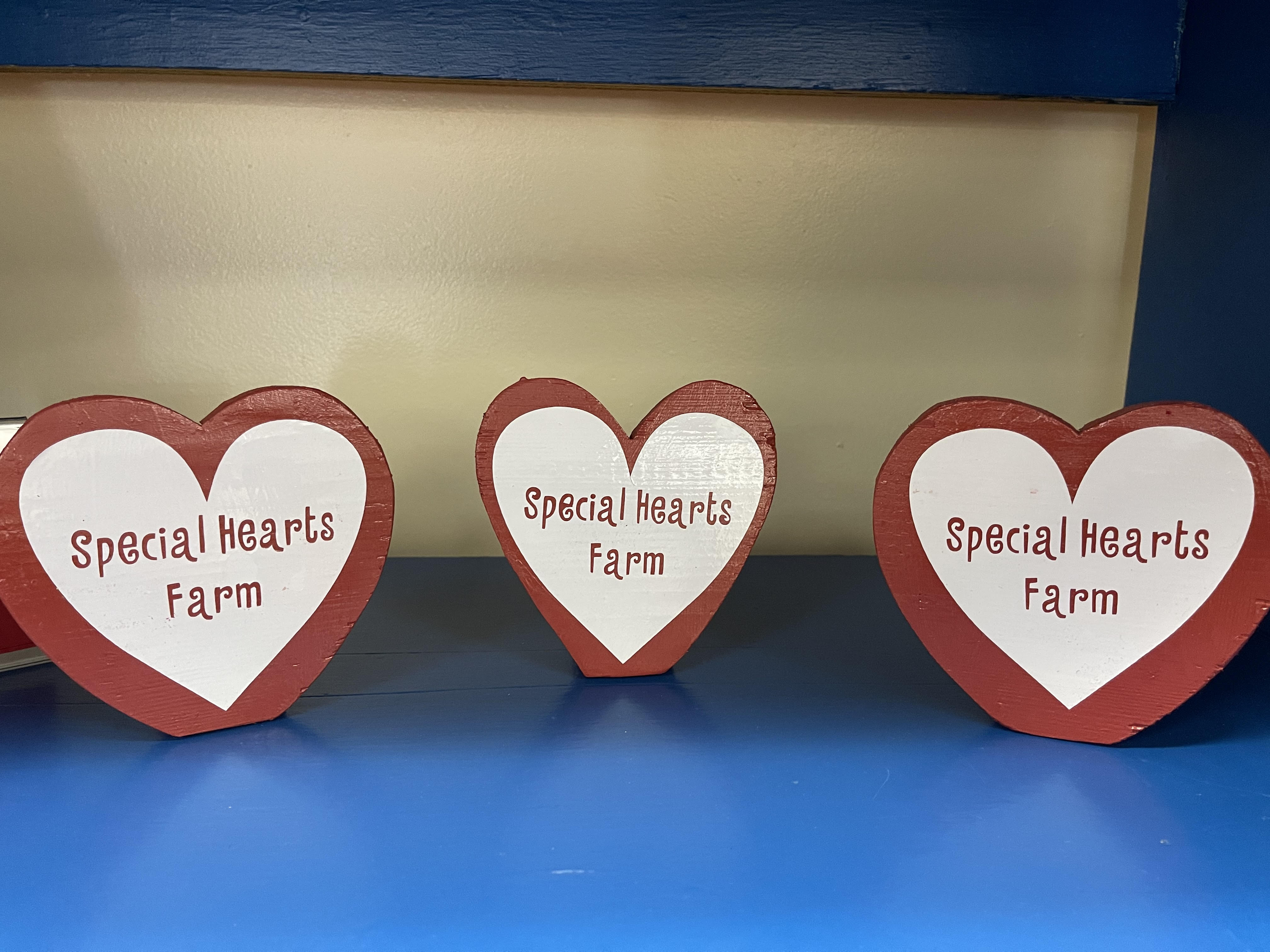 Standing SHF Logo Sign – SpecialHeartsFarm